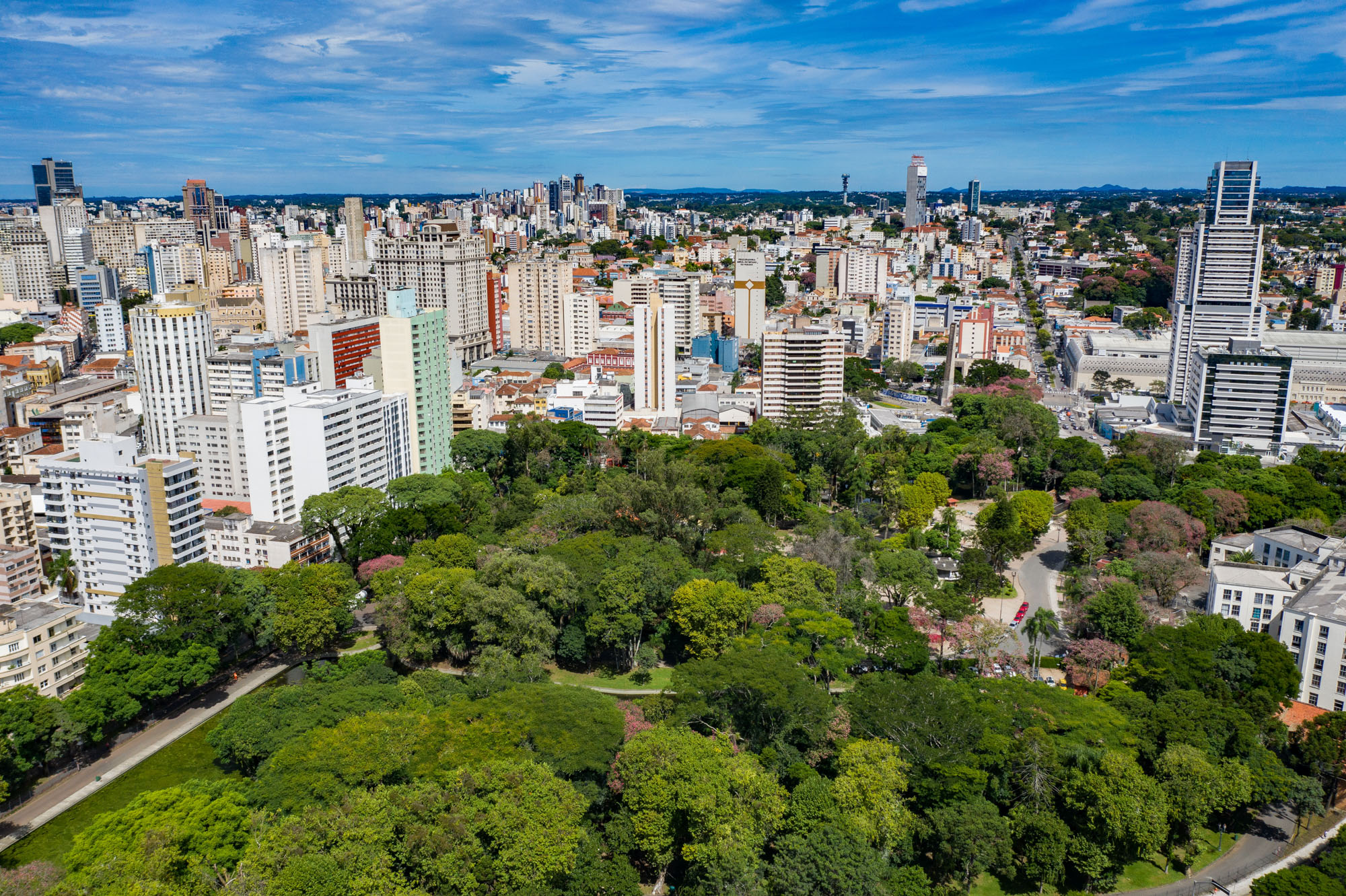 Curitiba está entre as quatro capitais mais competitivas do País ...