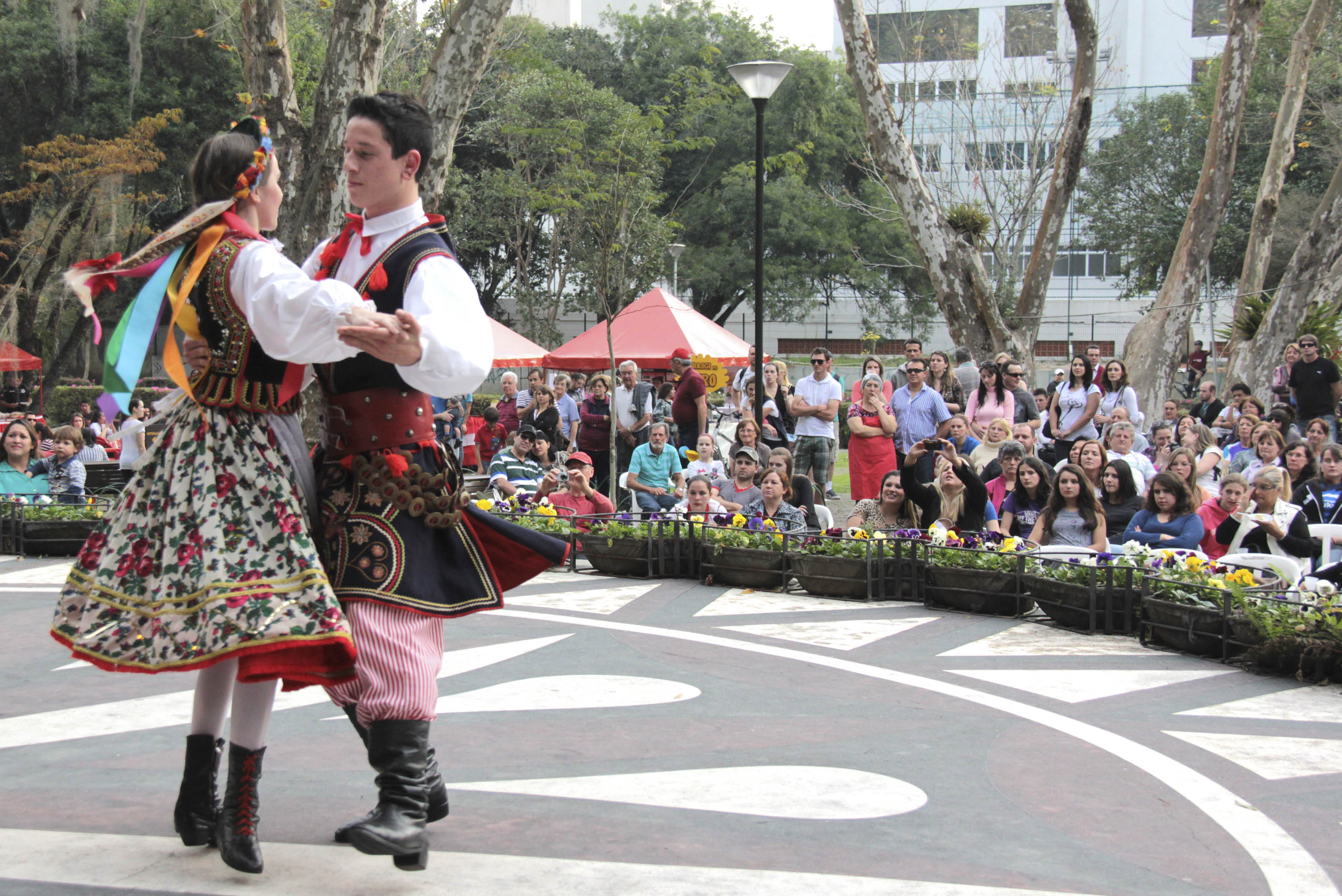 Fim de semana tem festa polonesa, João Donato, Sonic e Cinema Marginal ...