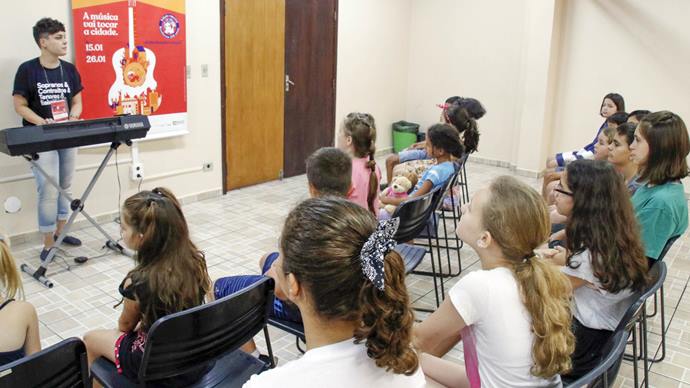 Santa Felicidade tem oficinas de viola, guitarra e teclado - Prefeitura ...