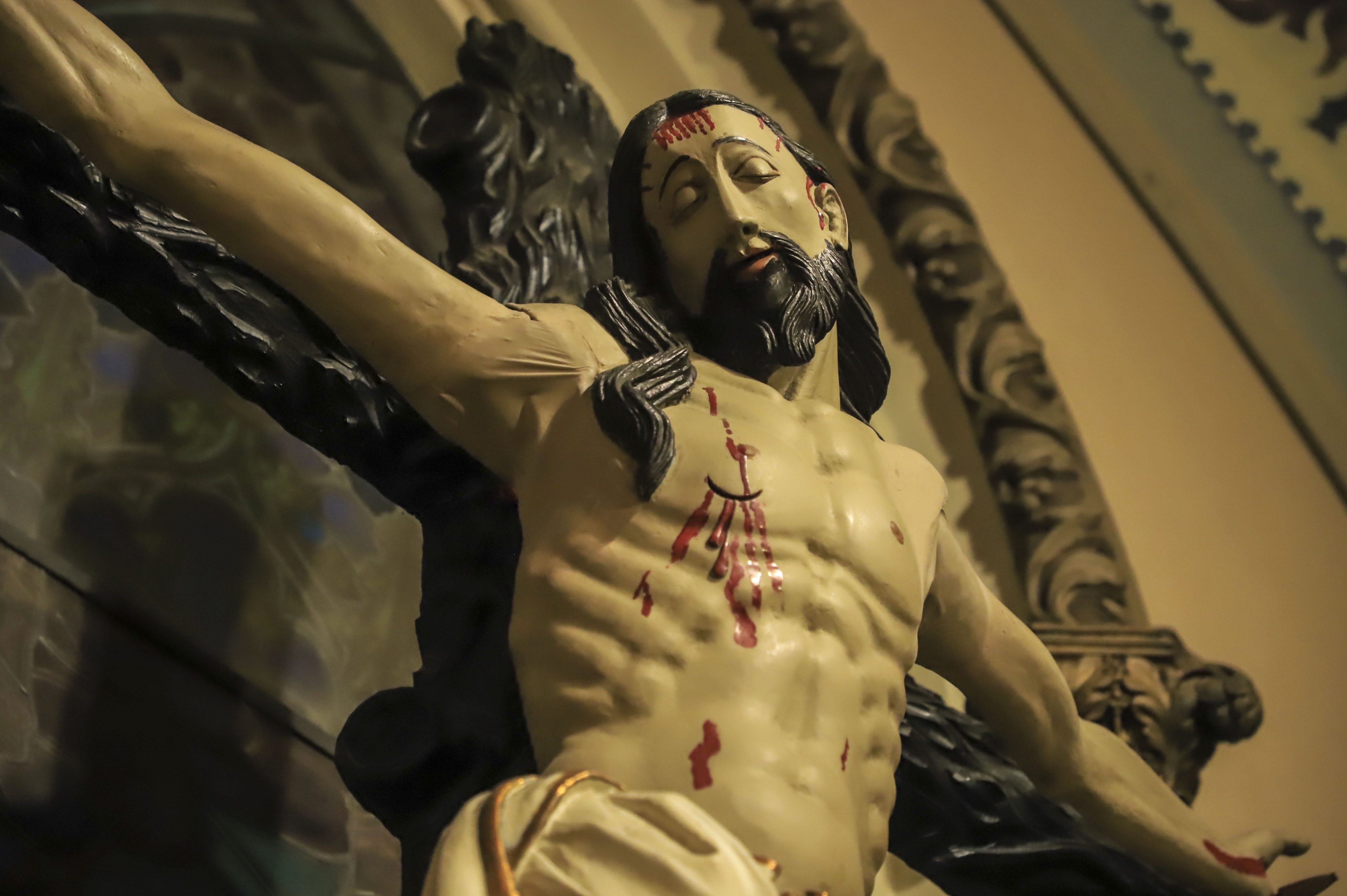 Símbolo da humildade cristã, missa do Lava-pés leva Greca à Catedral ...