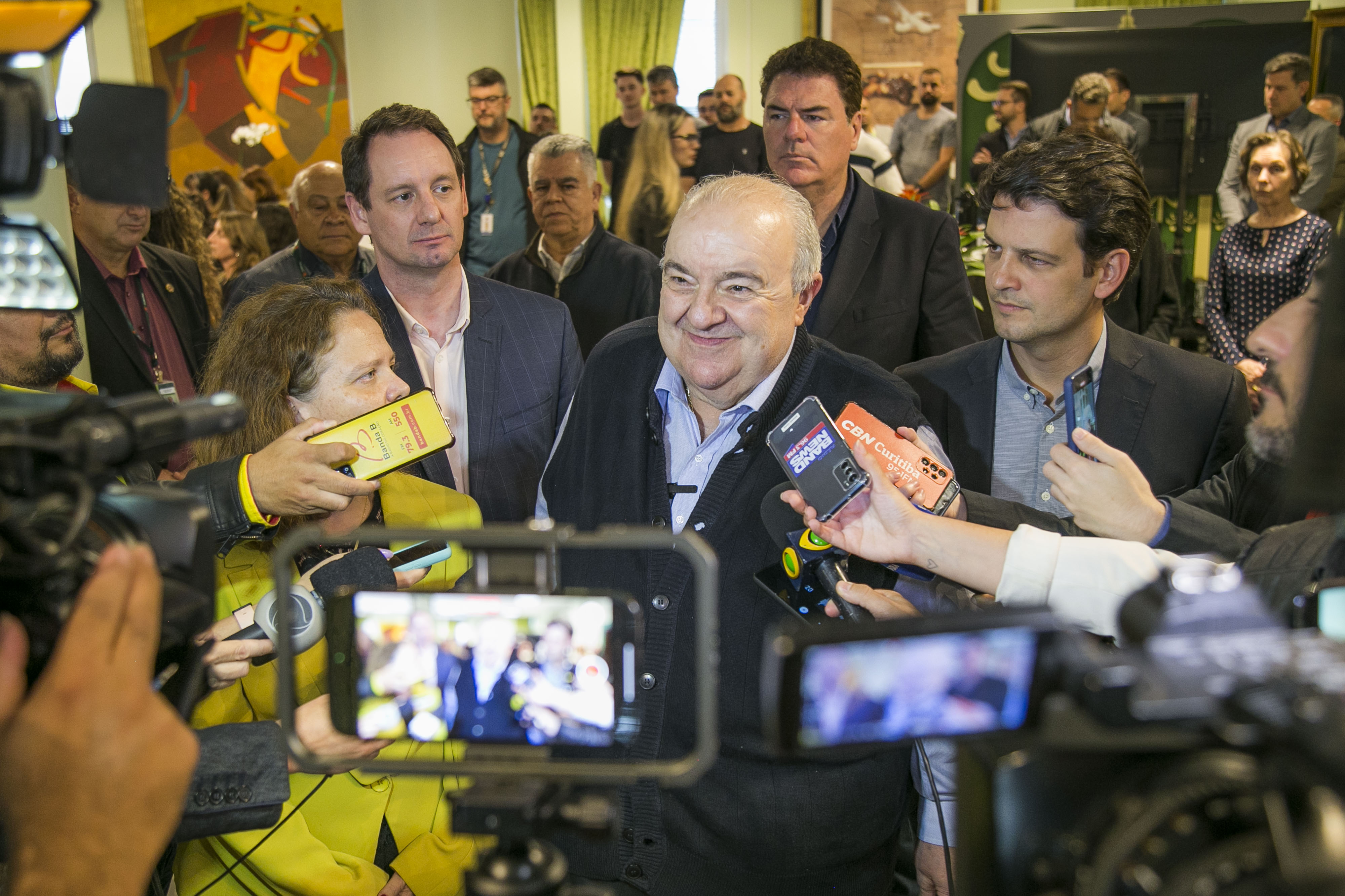 Prefeitura de Curitiba e BNDES assinam contrato para formatação do novo ...