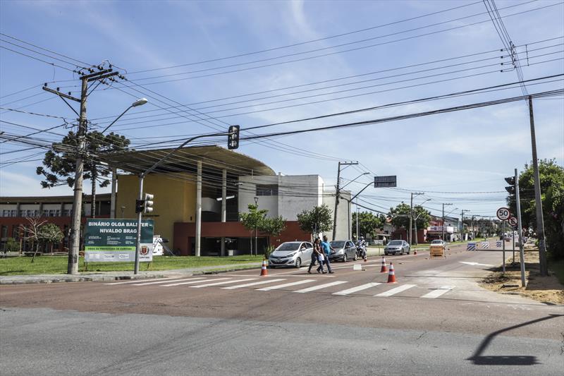 Asfalto em ruas na Regional Cajuru supera a distância Curitiba ...