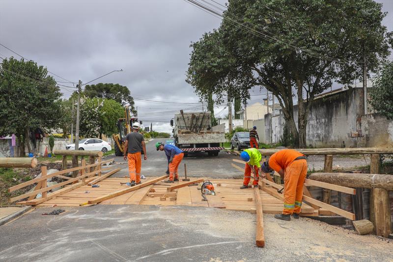 Solicitação de moradores é atendida e bairro de Curitiba tem ponte ...