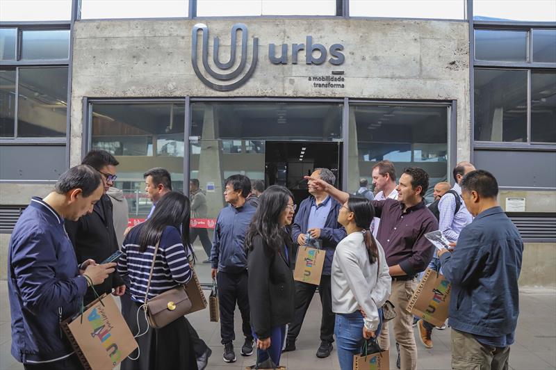 Comitiva da empresa chinesa BYD conhece na prática como funciona o ...