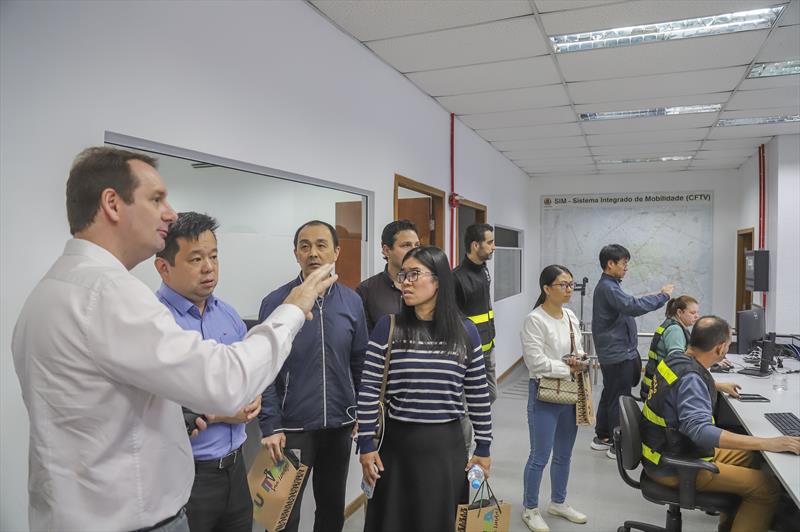 Comitiva da empresa chinesa BYD conhece na prática como funciona o ...