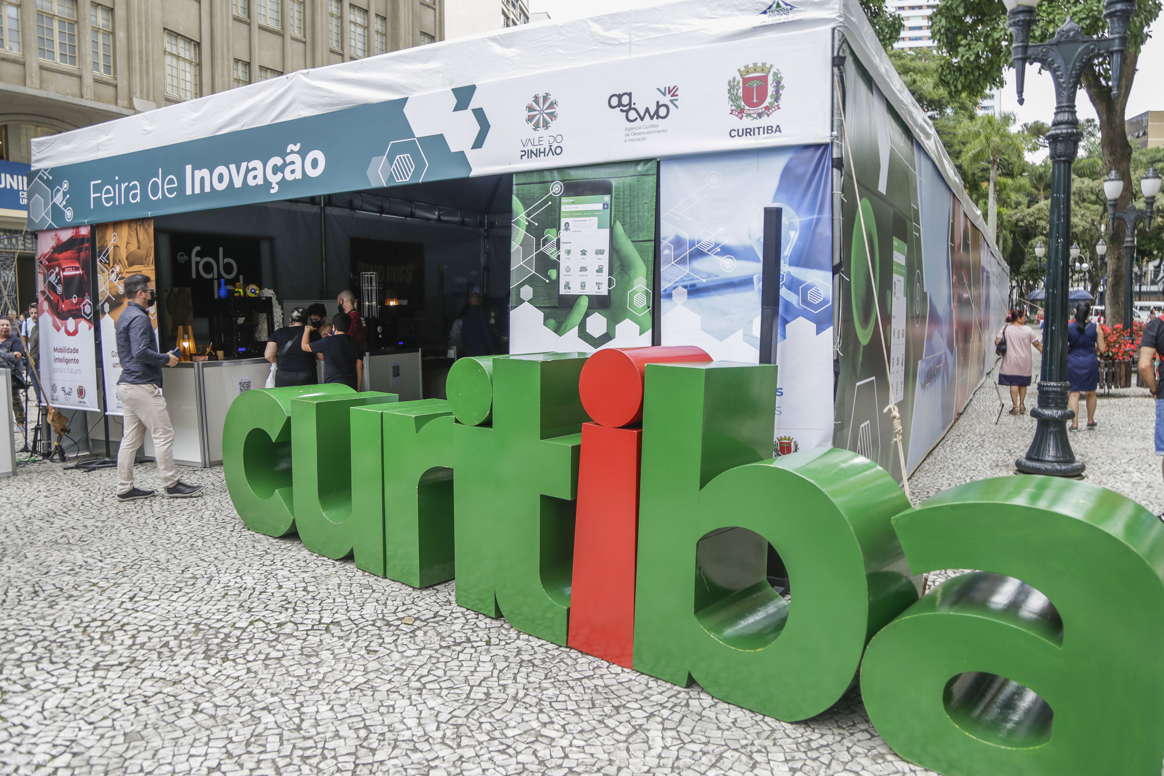 Cidade mais inteligente do mundo, Curitiba celebra 331 anos com mais de ...