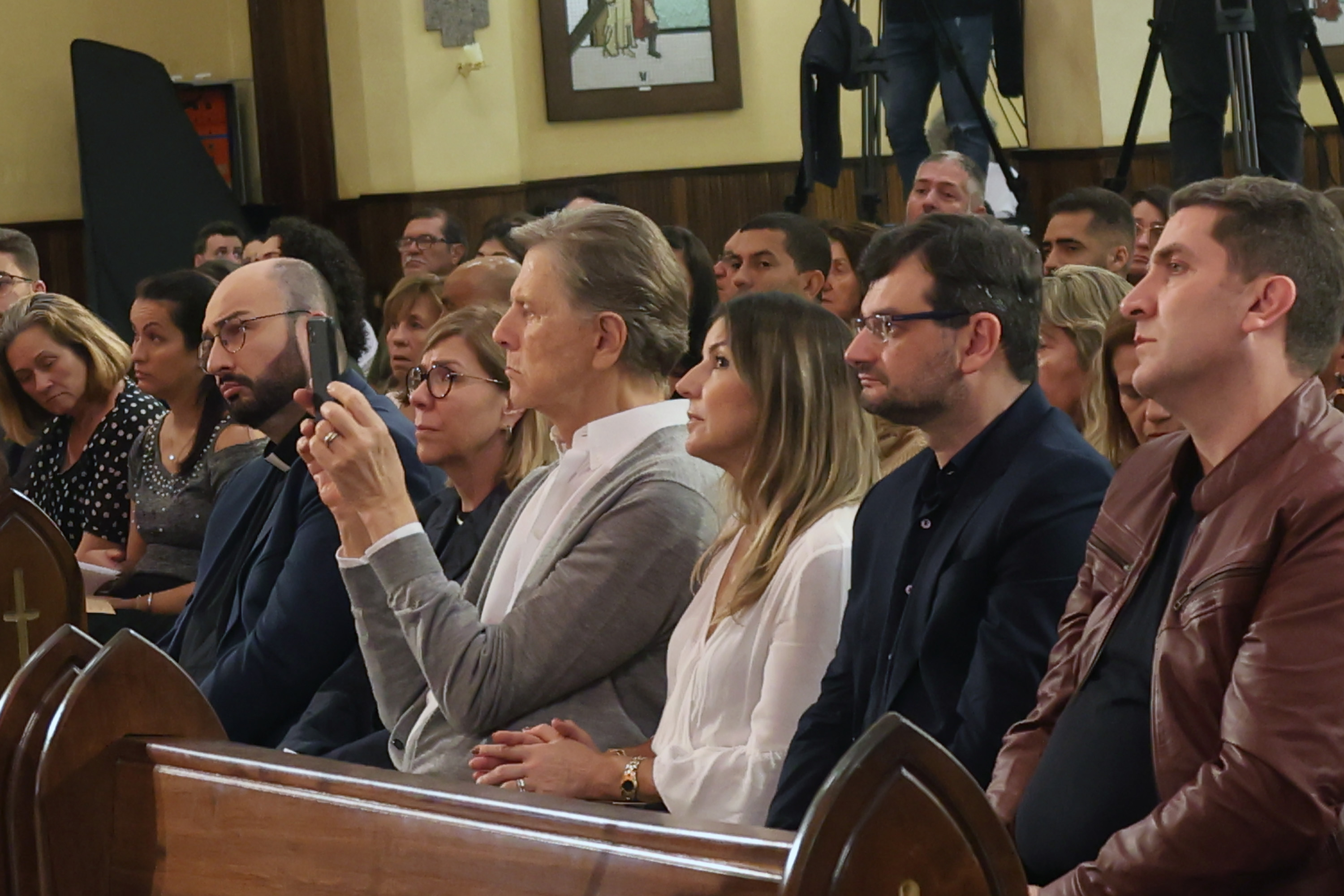 Camerata Antiqua de Curitiba emociona público em concerto especial de ...