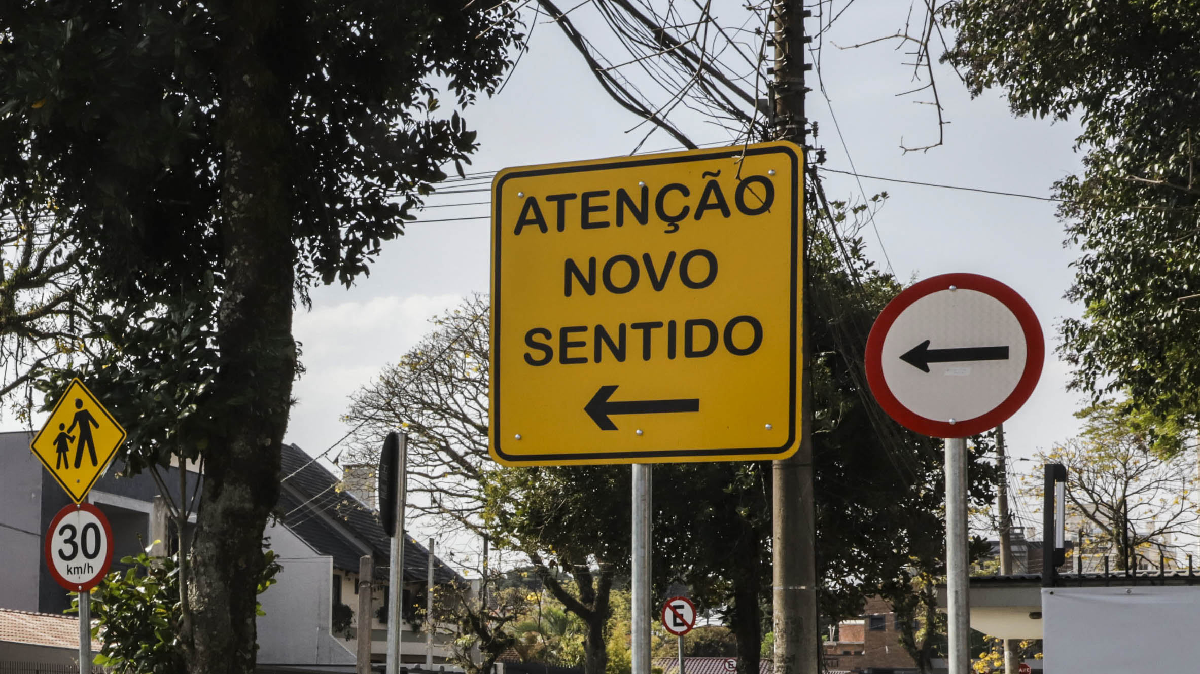 Três ruas movimentadas de Curitiba terão alteração de sentido a partir ...