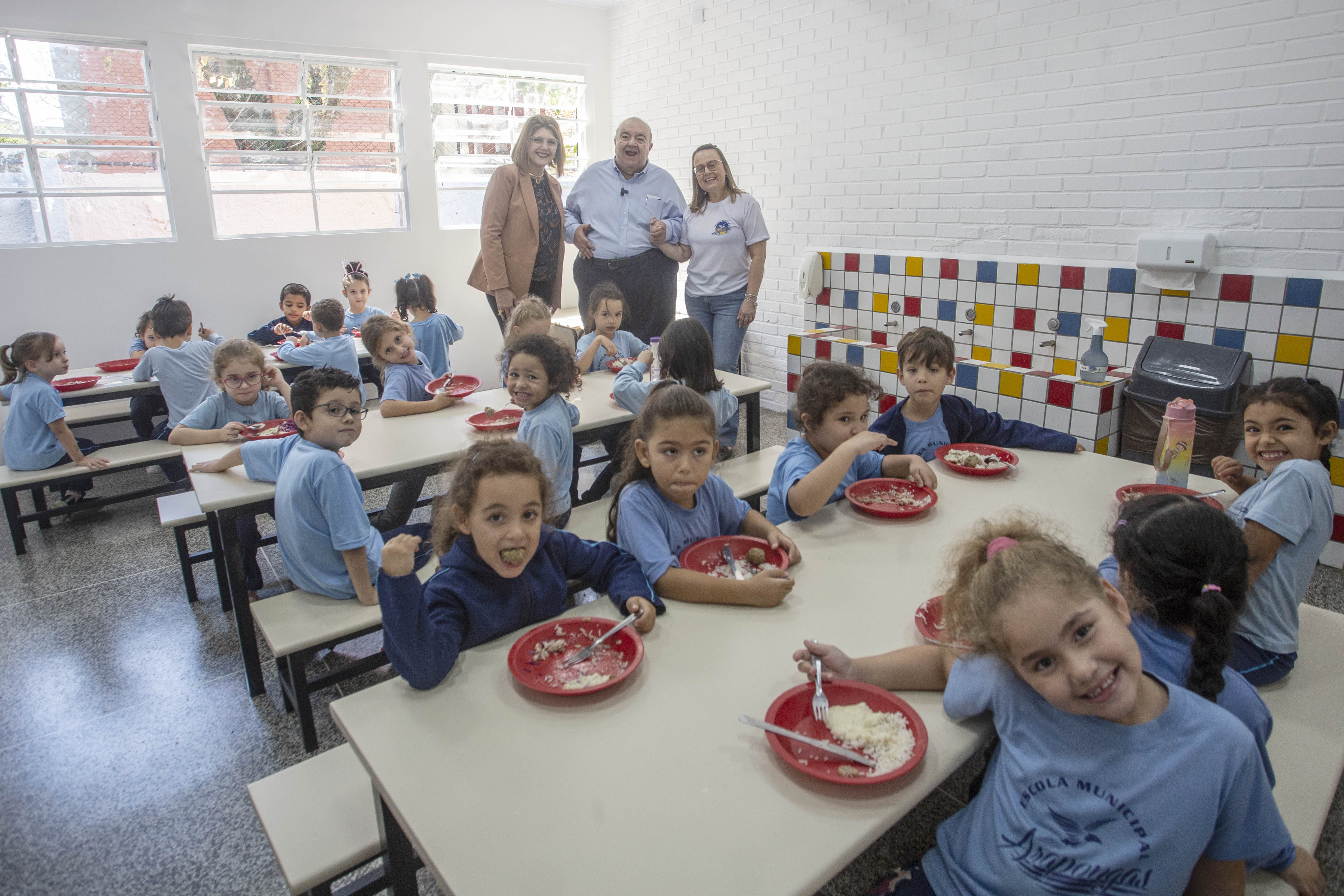 Nova quadra coberta vai atender 200 estudantes de escola municipal de ...
