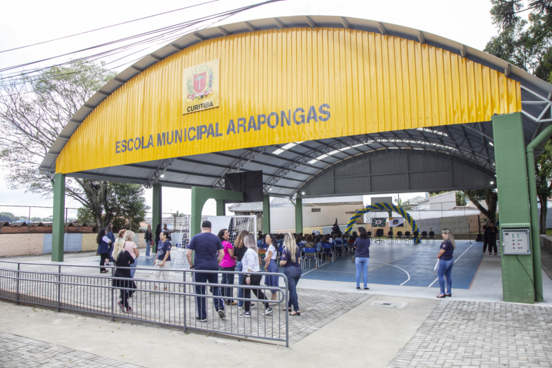 Nova quadra coberta vai atender 200 estudantes de escola municipal de ...