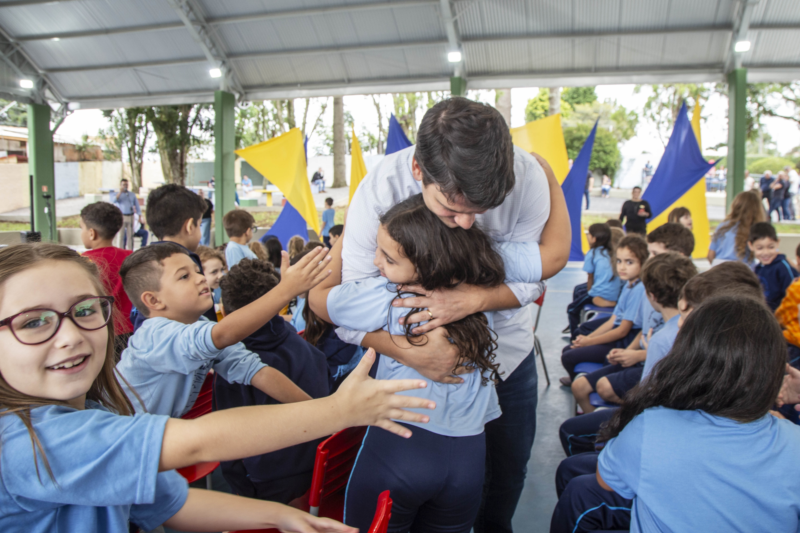 Nova quadra coberta vai atender 200 estudantes de escola municipal de ...