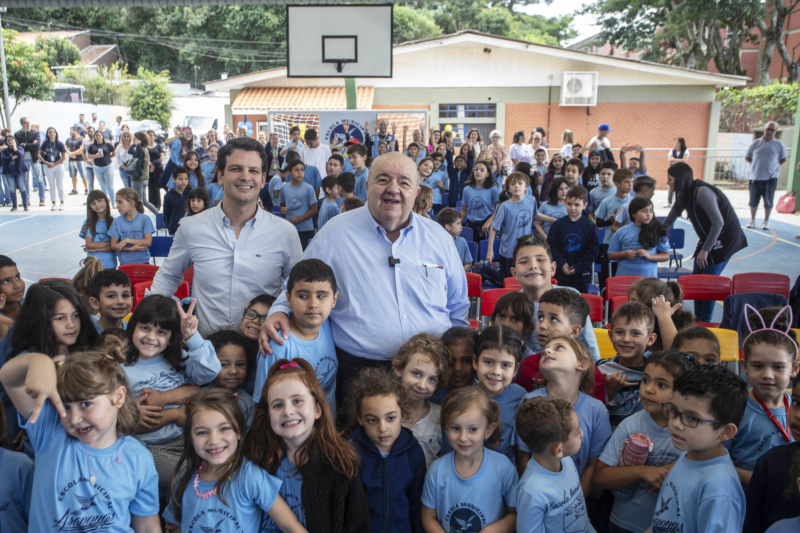 Nova quadra coberta vai atender 200 estudantes de escola municipal de ...