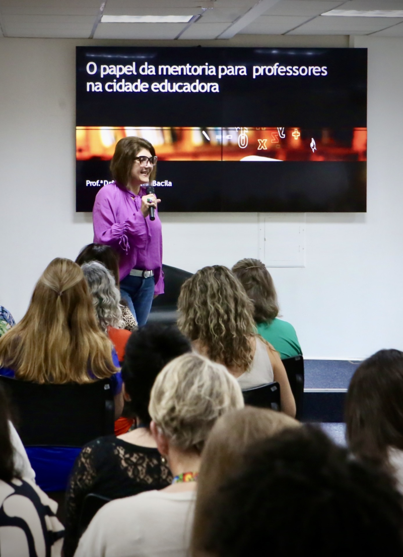 Mentoria para professores formadores de Curitiba reúne 200 ...